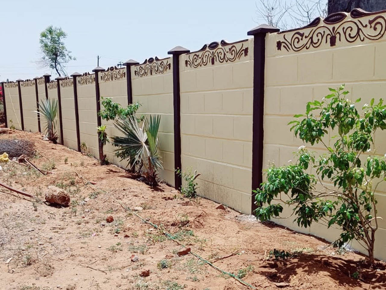 Mohira Constructed Boundary Wall of Famous Building and Industrial ...