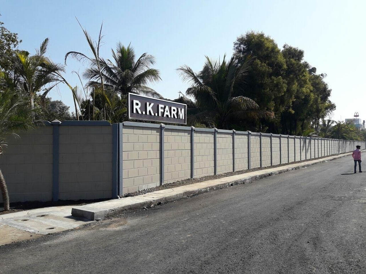 Mohira Constructed Boundary Wall of Famous Building and Industrial ...